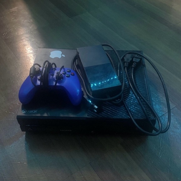 Video Games & Consoles | Xbox One Controller And Wires No Hdmi | Poshmark